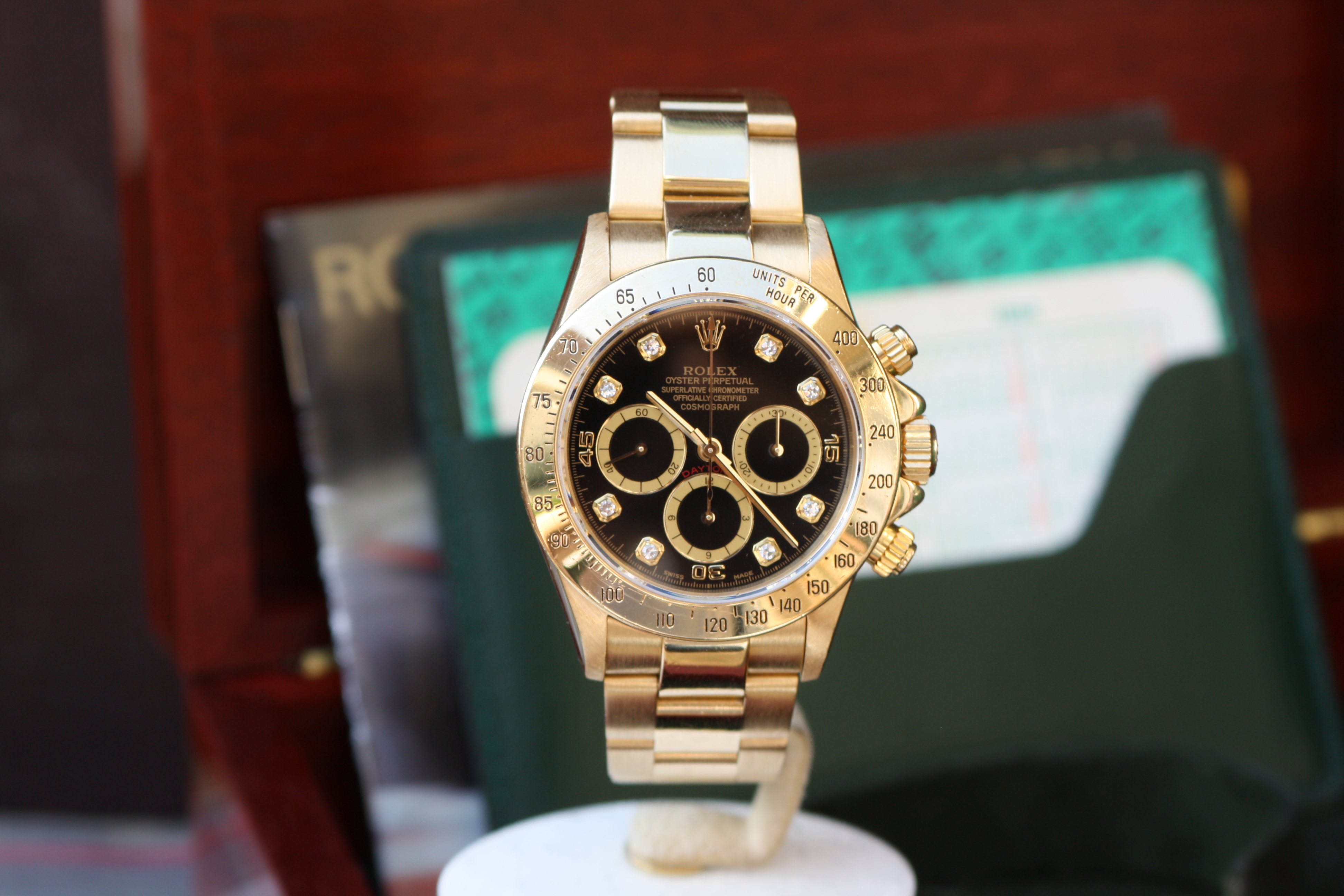 Inverted 6 Daytona Cosmograph from 1994 in Yellow Gold | Vintage Times