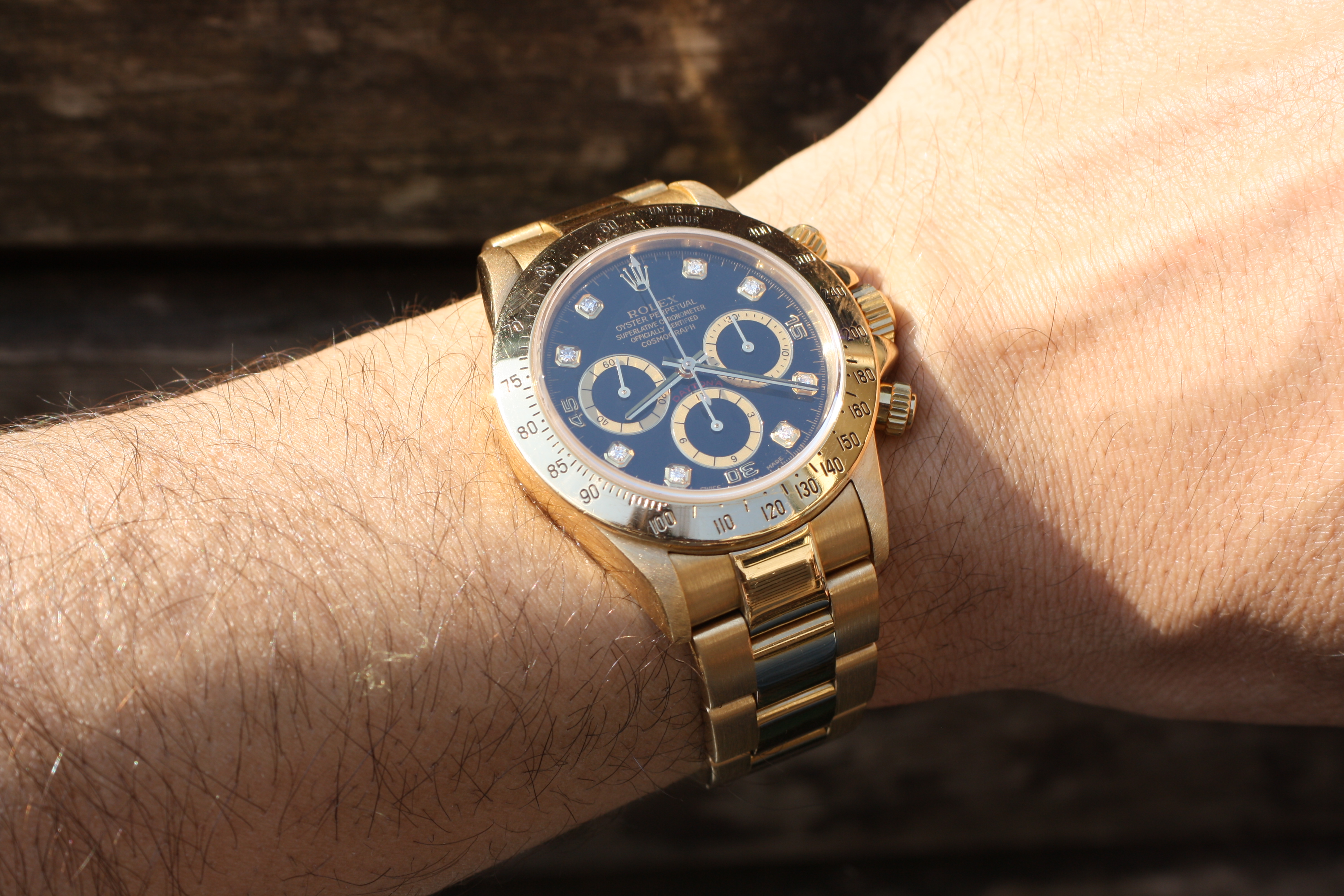 Inverted 6 Daytona Cosmograph from 1994 in Yellow Gold | Vintage Times